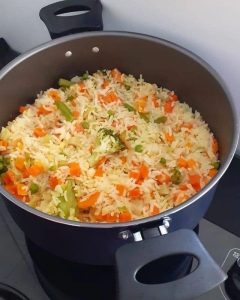 Arroz colorido simples - Receita faceis
